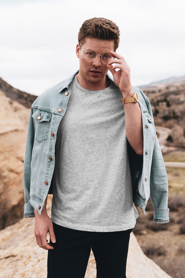 Online T-shirt & Apparel Mockup Generator | Mockup Mark